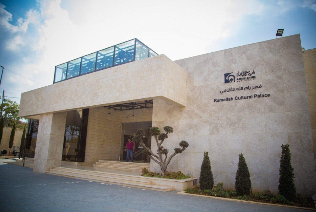 Easy Booking - For Easy and Fast reservation